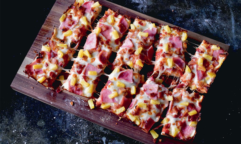 LARGE SPECIALITY PIZZA (AVAILABLE IN JET'S® DETROIT-STYLE DEEP DISH ...