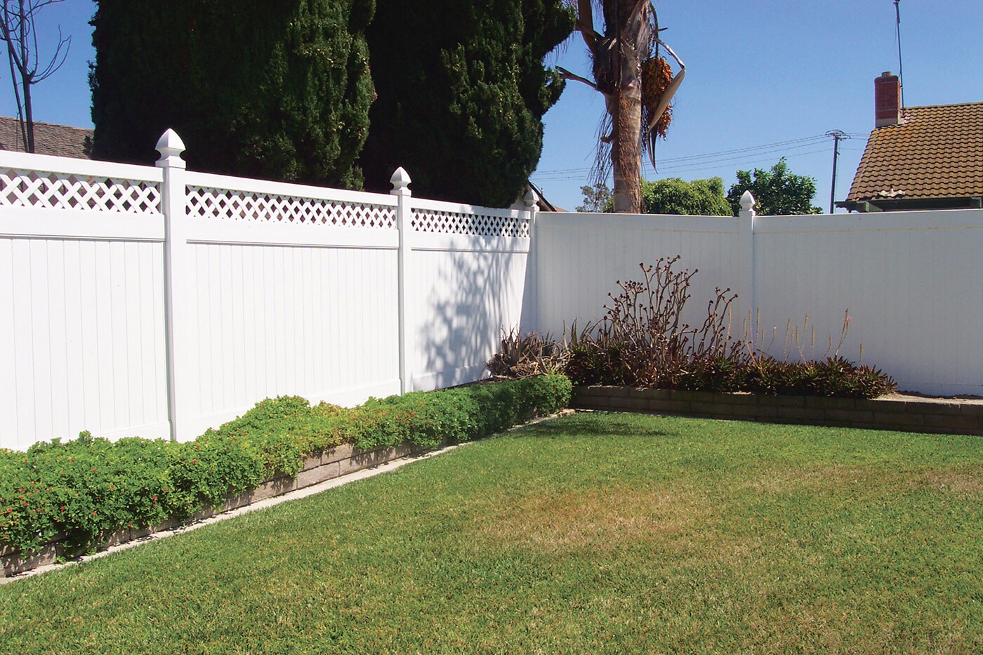 Free With 200’ Or More Of Pvc Fence Installed In Cement at PVC Fence Of ...
